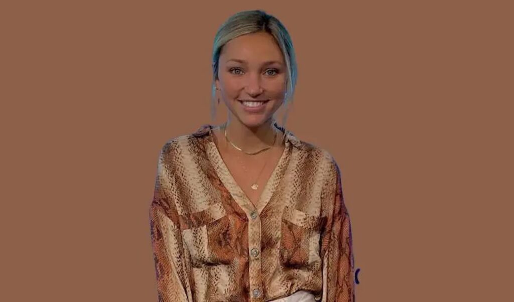 Who is Macie Banks? - Macie Banks Net Worth 2024 - The Bulletin Time
